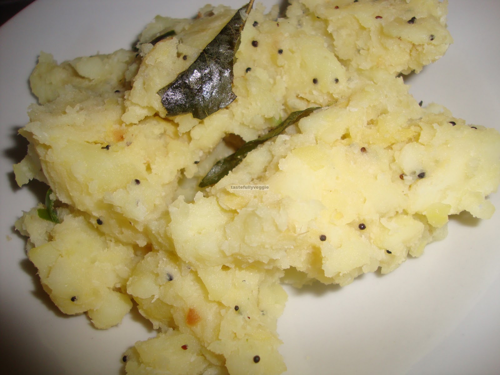 Tastefully Veggie ...: Potato Podimas (Indian style Mashed Potato)