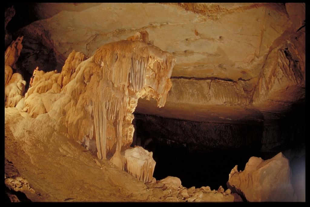 السياحة في عمان OMAN TOURISM: الجبال والكهوف في سلطنة عمان Caves and ...