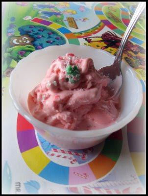 curcubeu culinar: Inghetata cu menta si bomboane mentolate