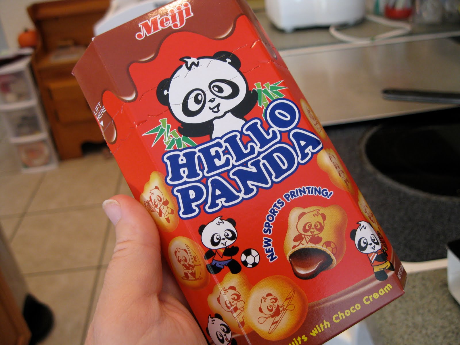 Homemade Homeschool: Scavenger hunt: Asian snack rainbow