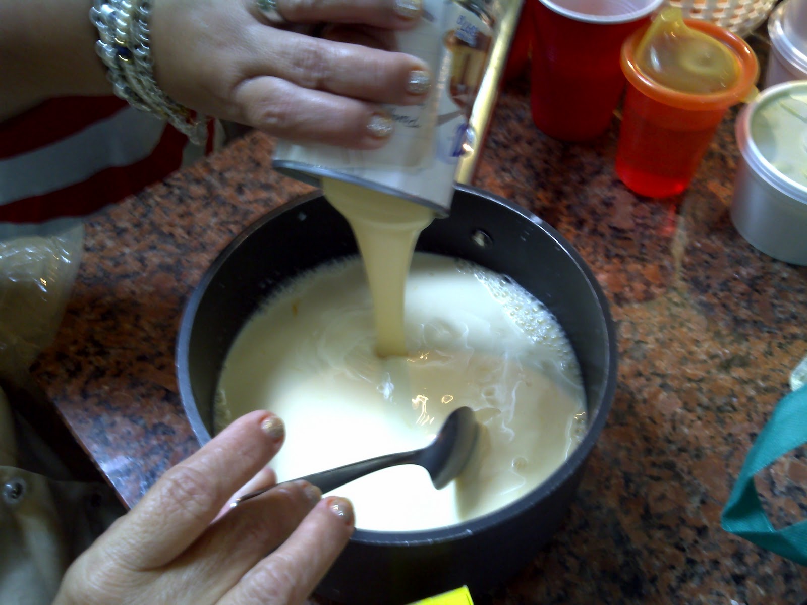 ¡LOS PLACERES DE LA VIDA!: CREMITAS O NATILLAS ESPAÑOLAS