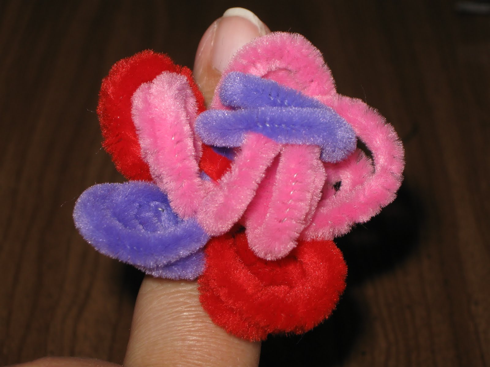 Love You Mucho: Pipe Cleaner Rings