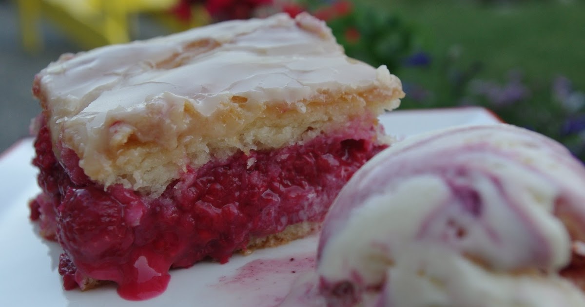 Mennonite Girls Can Cook: Raspberry Squares