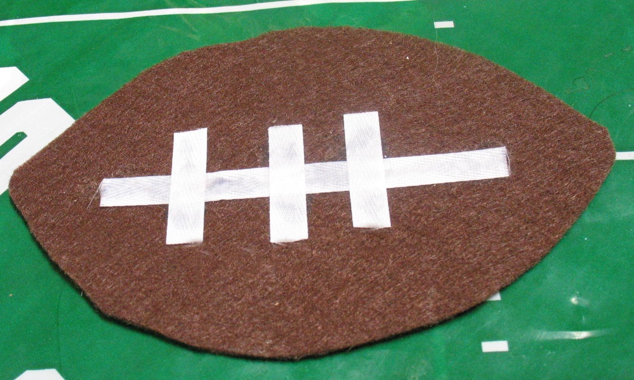 We Grow By Our Dreams: Felt Football Coasters
