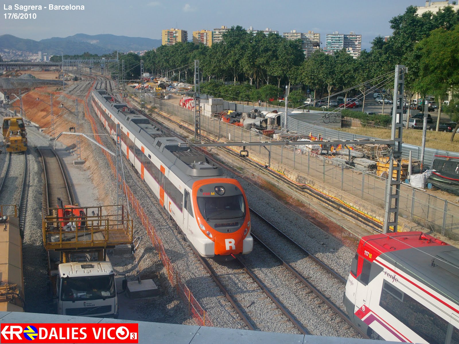 El Blog de Rodalies Vic R3: Tarda a La Sagrera