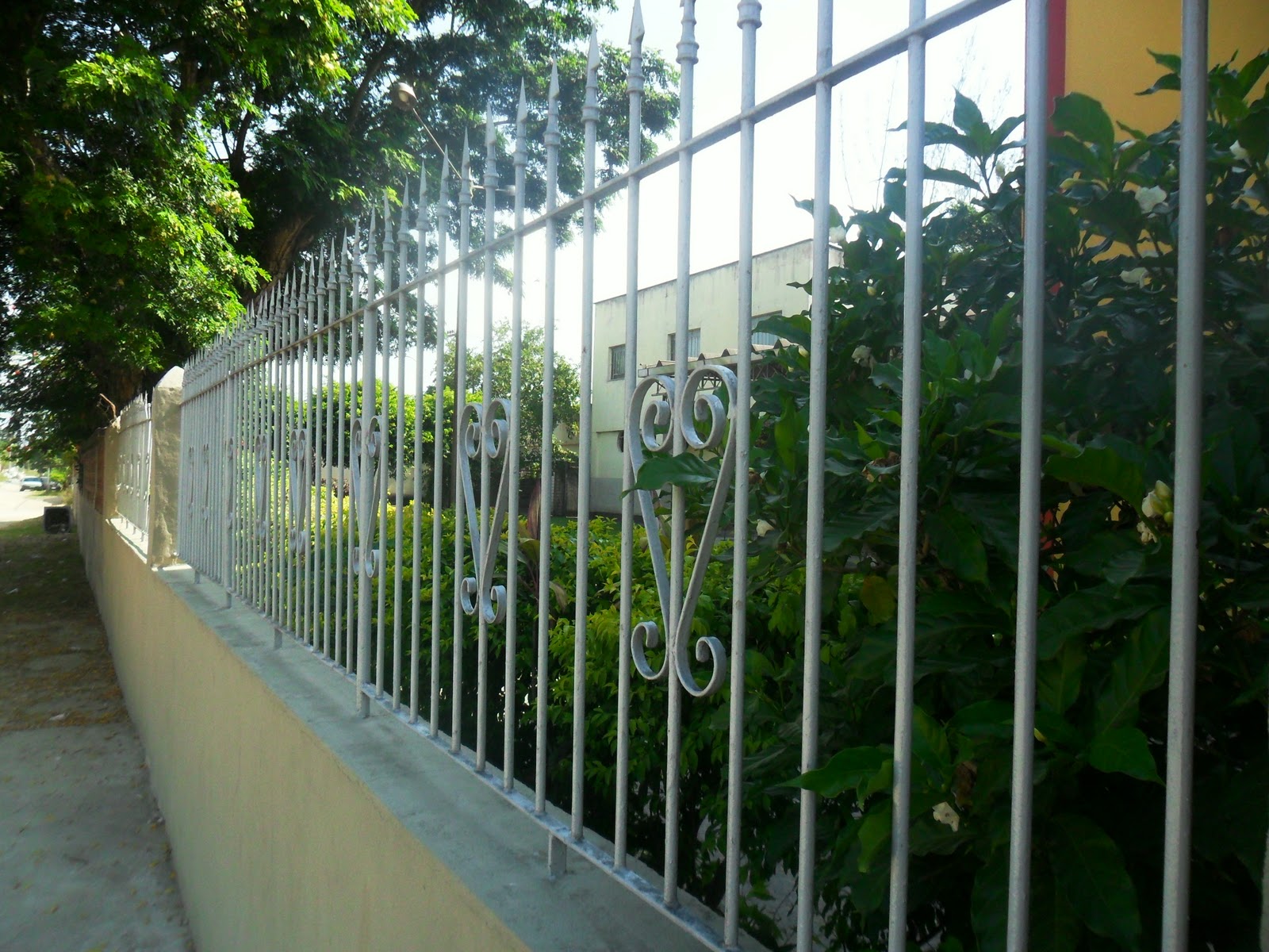 Grades De Ferro Para Jardim - NAZAEDU