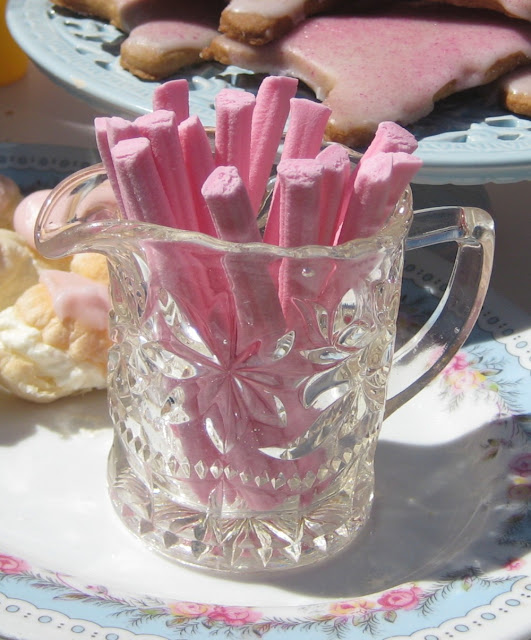 Liberty Biberty: A summer tea party...