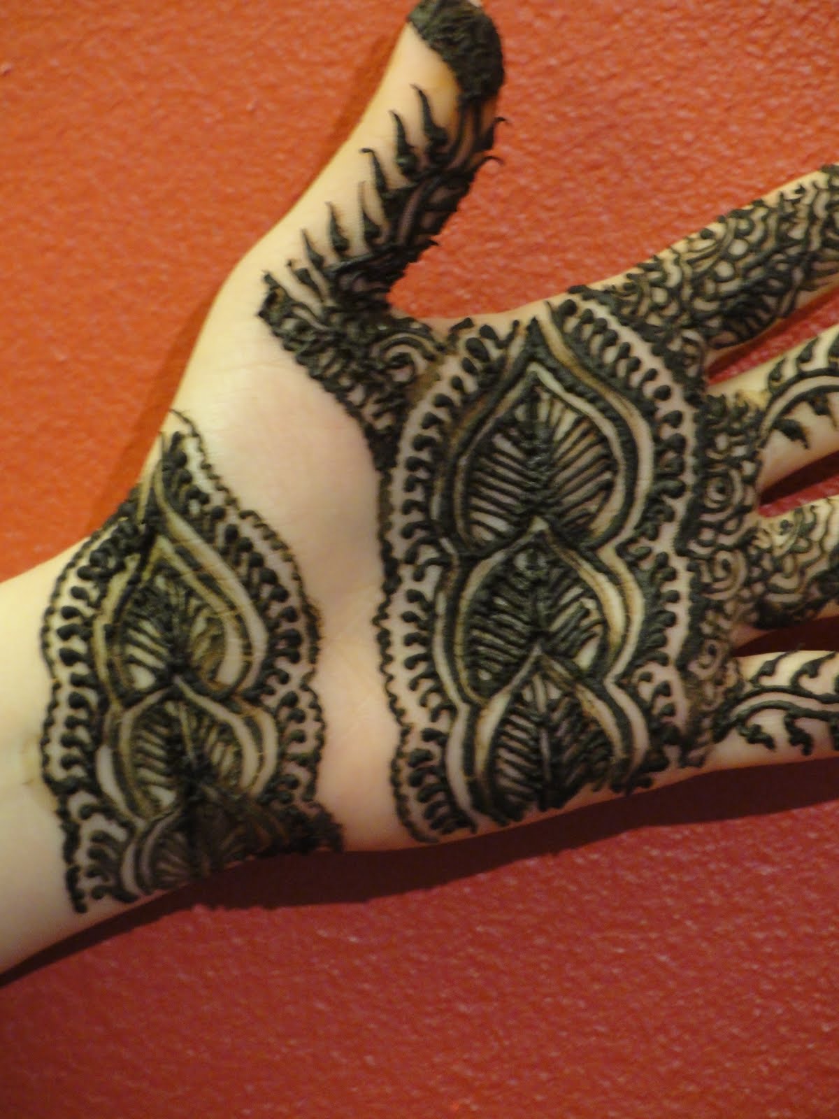Red Impression: Mehndi/Henna Designs for various occasions