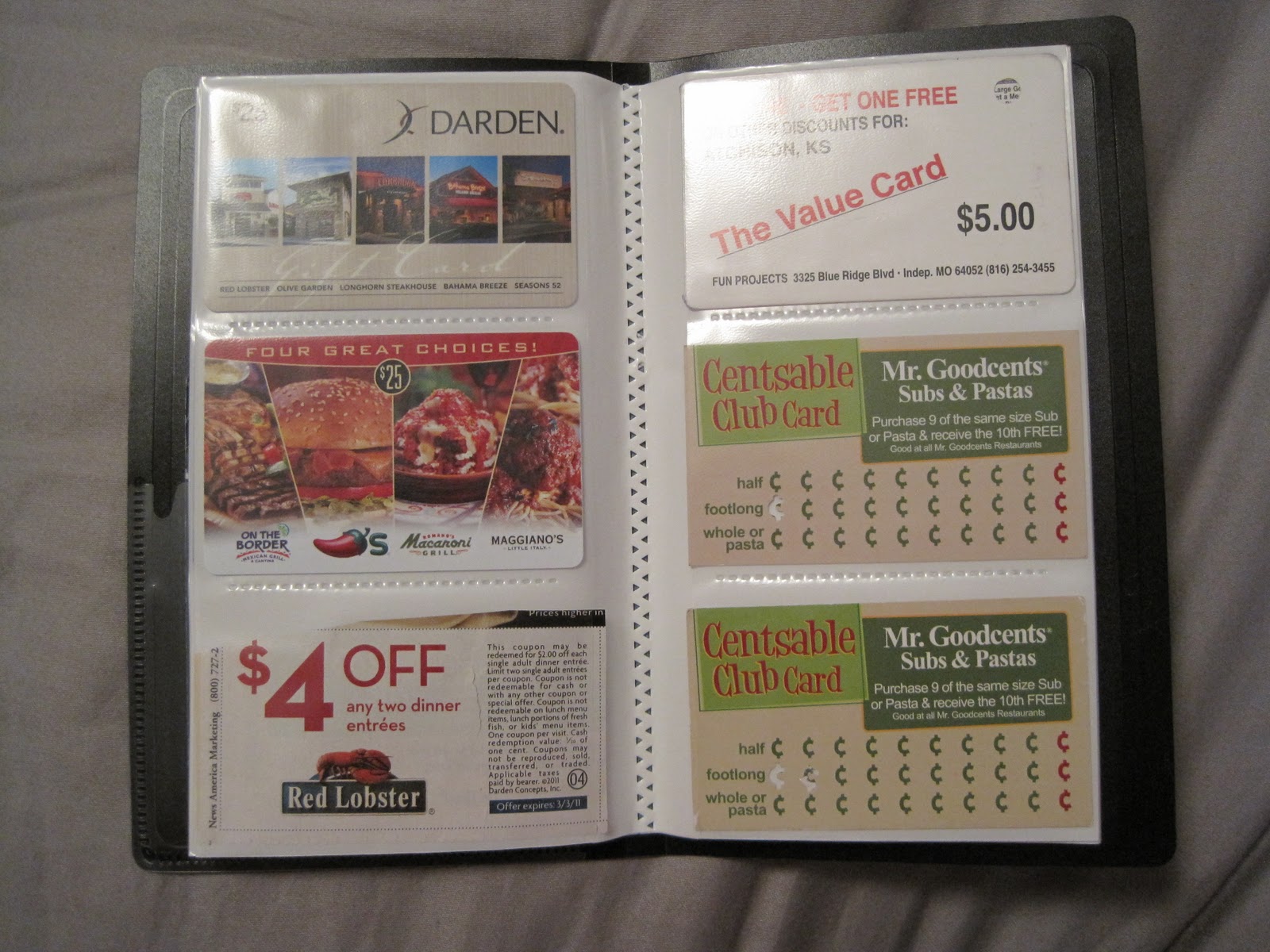 Crafts and Crap: Coupon & Store Card Organization