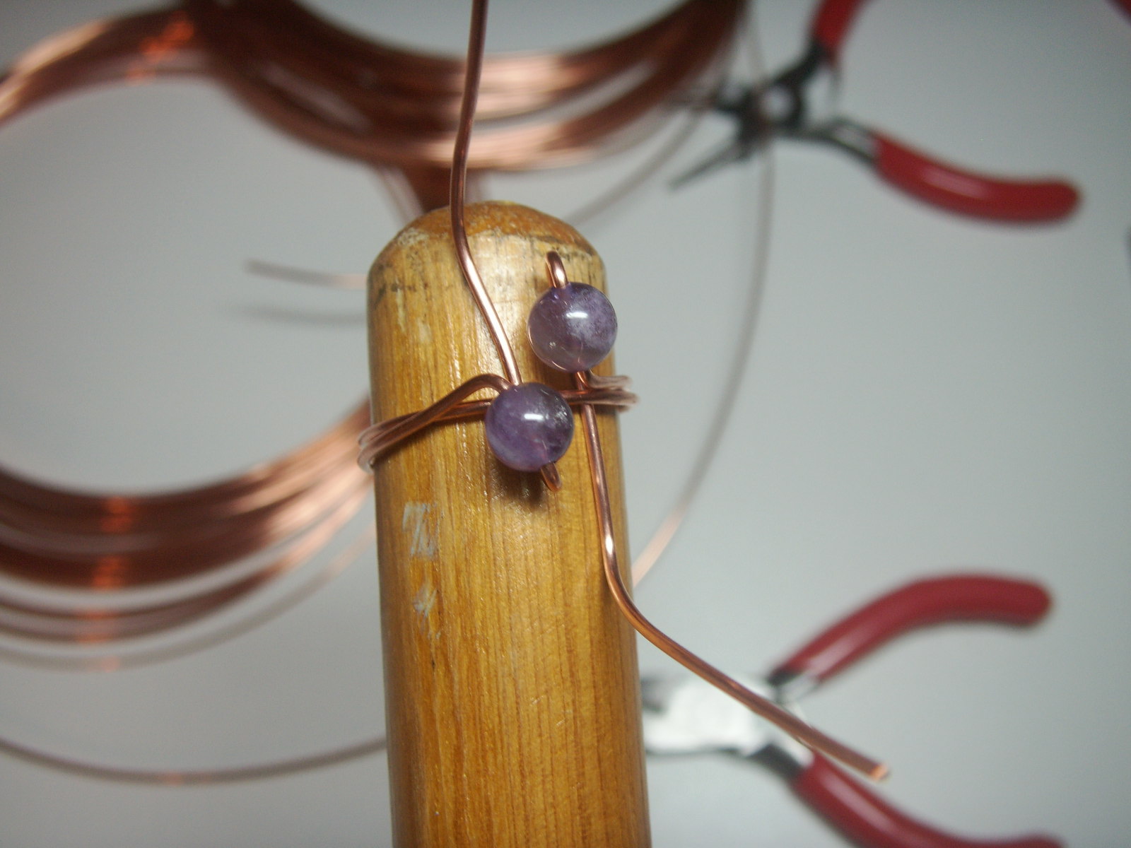 SPARKLY LADIES!: Wire Ring Tutorial