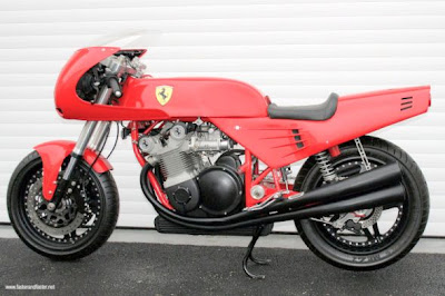 Moto Club Los Jabalies: Moto Ferrari V4, concepto de Superbike