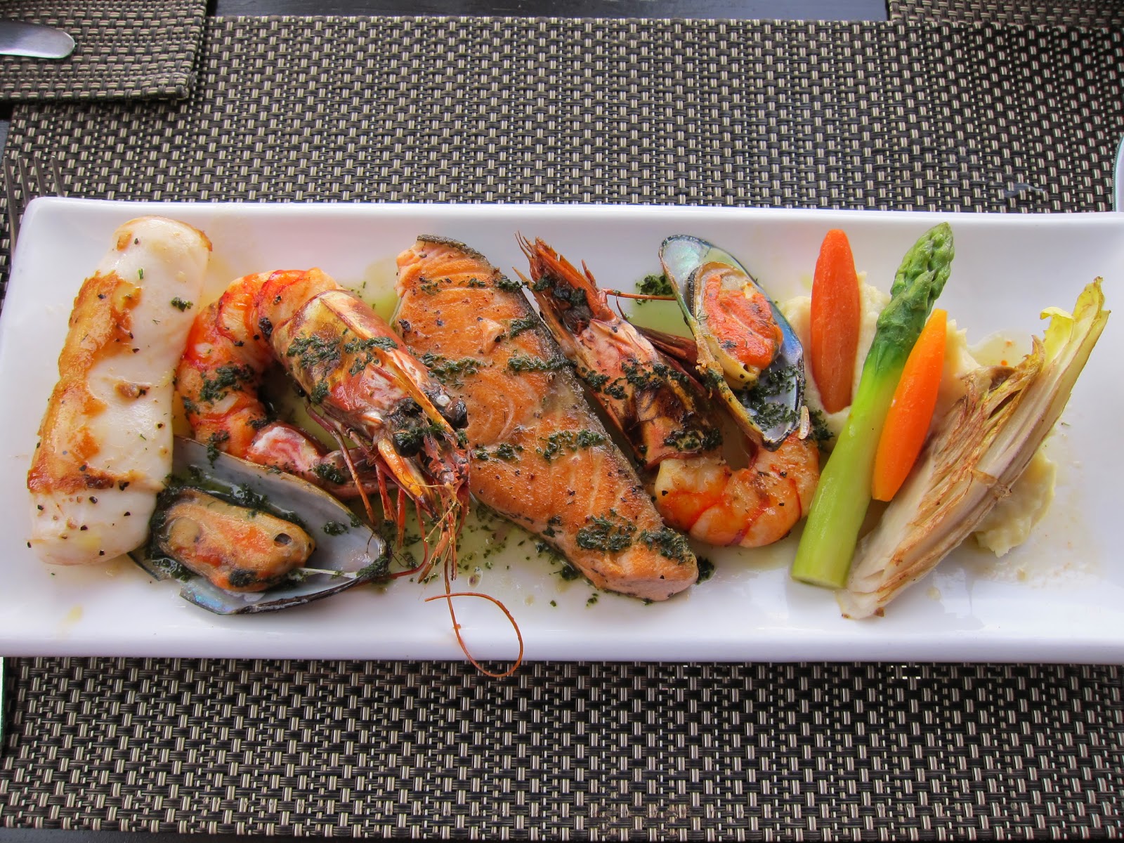 One More Bite Blog | Food | Travel | Adventures: December 2010