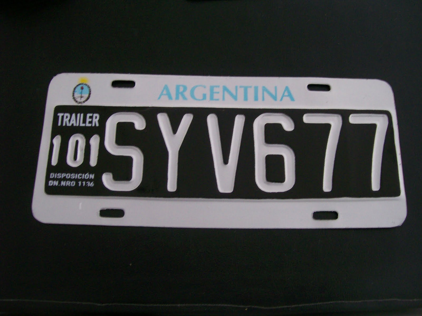 DISPLAC: FABRICAMOS LA PLACA PARA TU TRAILER