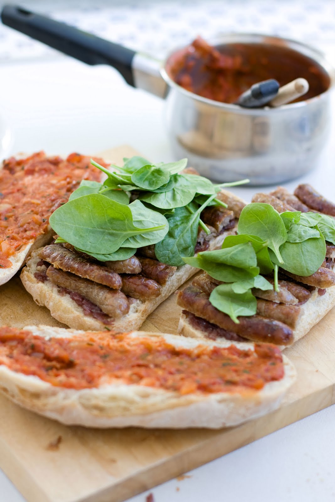 "NEVER EAT WOBBLY JELLY": Posh Salcombe Sausage Sarnie!