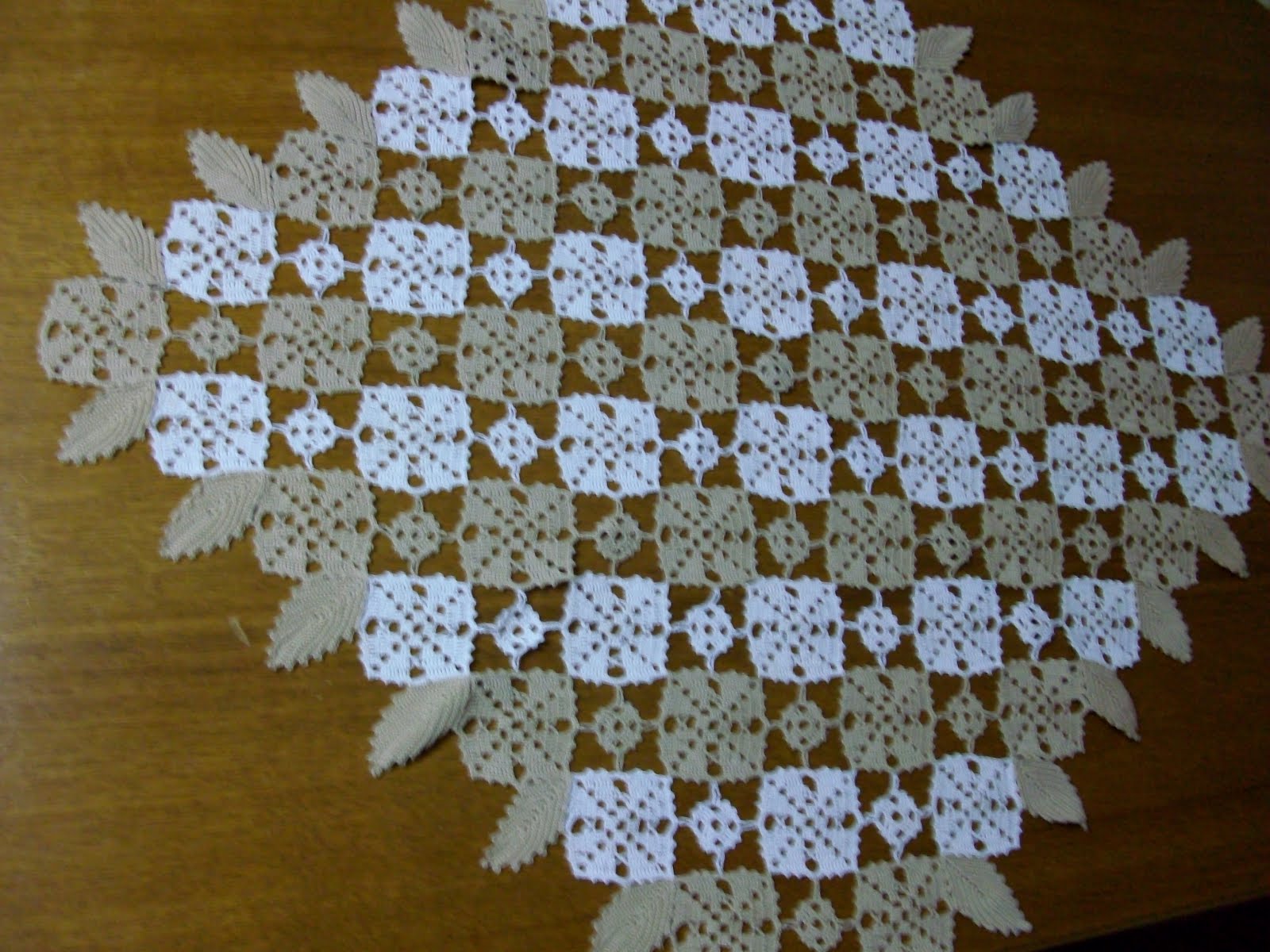 Croset macramea (mileuri) lucrate manual