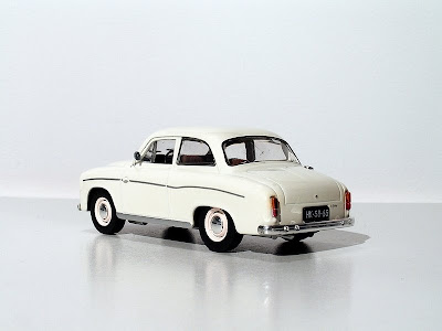 MiniAutoHobby: FSO Syrena 104