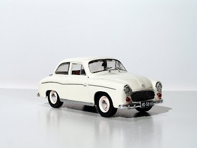 MiniAutoHobby: FSO Syrena 104