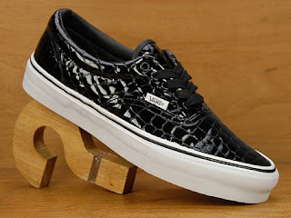 u n t y t e l d: Vans Vault Luxury Croc Pack