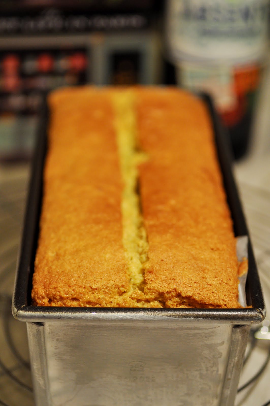 Délices et Caprices: Cake à l’absinthe et au praliné pistache…