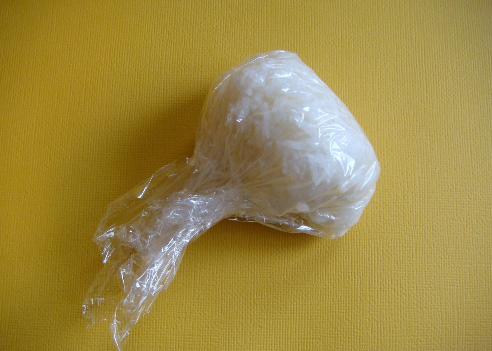 Cute Food For Kids?: Ghost Onigiri ( rice ball) Bento