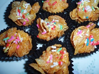 Penjualan Kuih-Muih Tradisional: Tempahan Untuk Jamuan Hari Raya.....