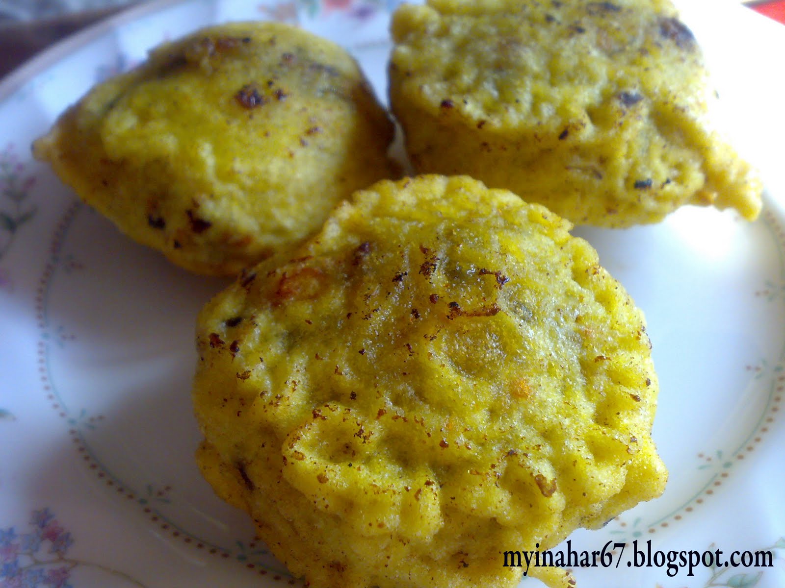 INAHAR'S COOKING TIME!: KUIH KASTURI @ RENGAS