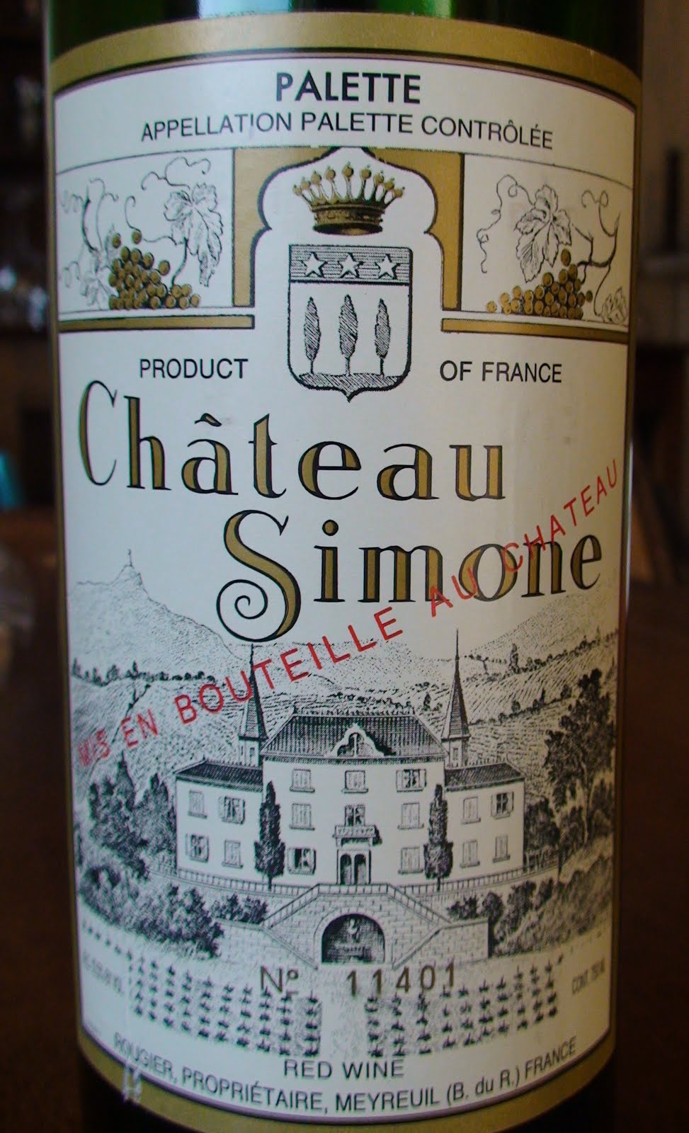 Brooklynguy's Wine and Food Blog: Chateau Simone - Wine From Another Era