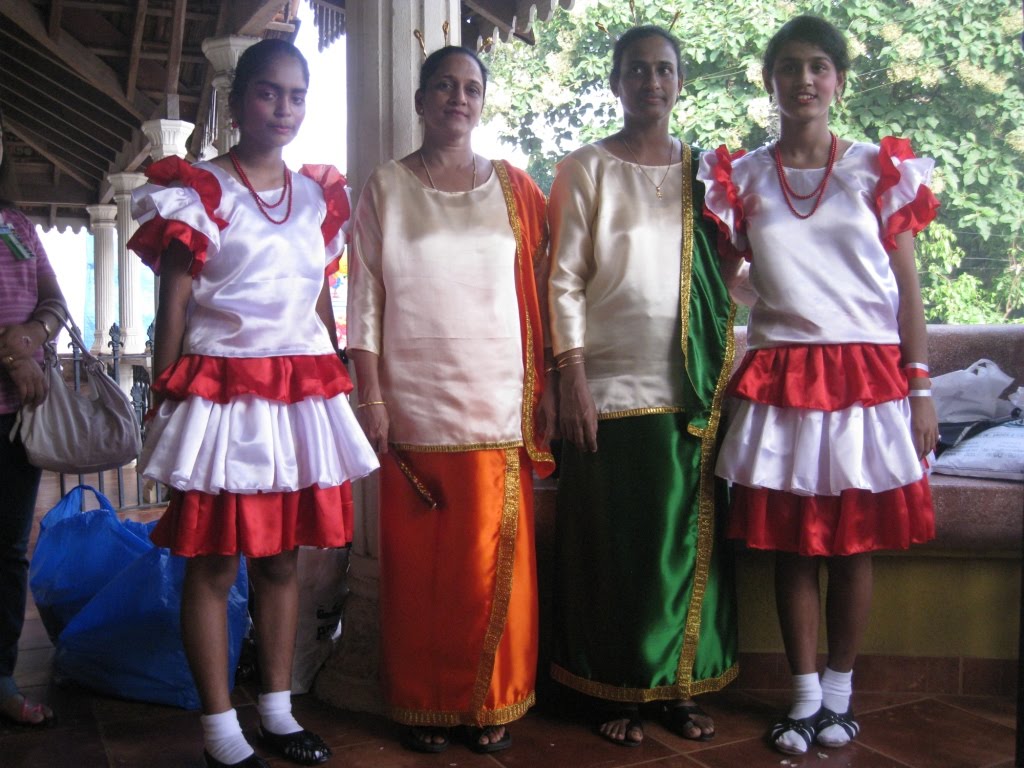 See Goa through my eyes: Bonderam 2010 Goa