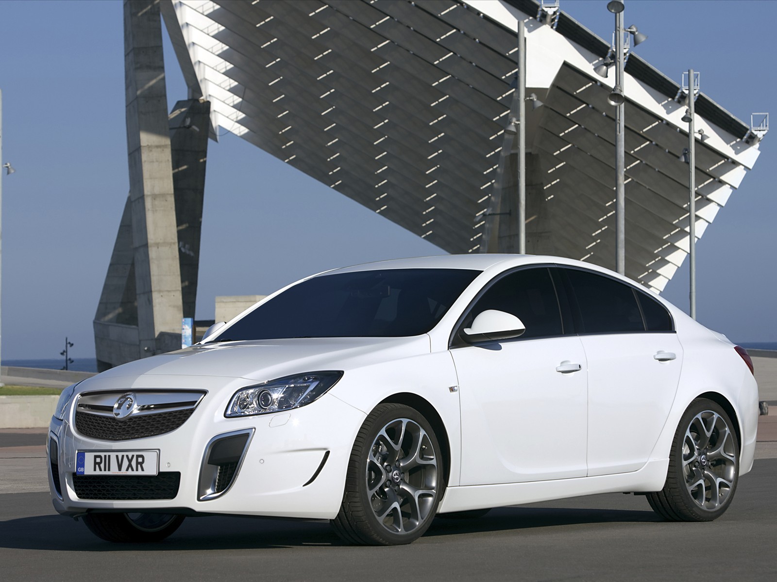 Super Cars: 2010 Vauxhall Insignia VXR