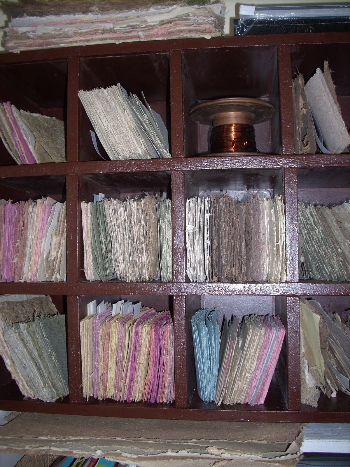 Liz-Anna's Studio: Make Your Own Paper from Plants