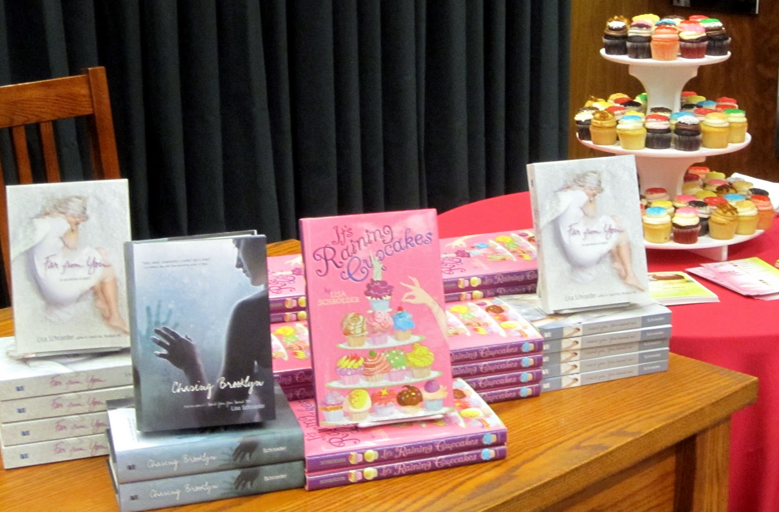 The web site of Lisa Schroeder: About Lisa