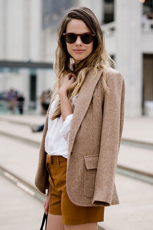 POUDRE DE RIZ: The MUSTHAVE ~ From Camel to Light Beige