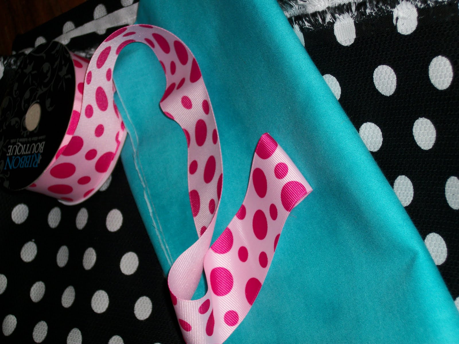 Ur Baking Me Crazy!: My Homemade Apron!