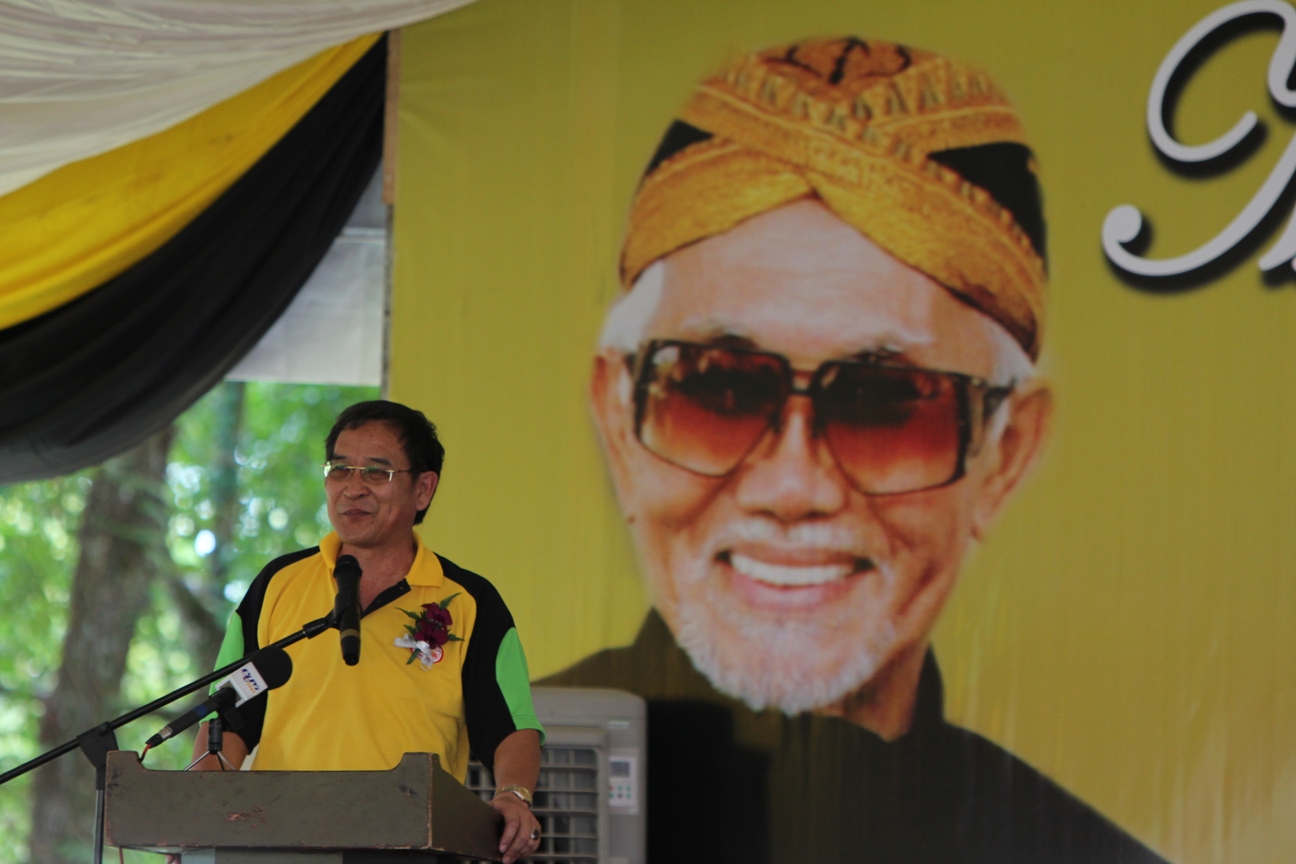 Kampung Rajang: Majlis Berambih Keluarga Persatuan Melanau Kuching 2010 ...