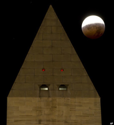 The Soul Calendar: Photos and Video: Rare 500 Year Lunar Eclipse