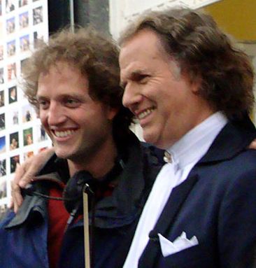 ANDRE RIEU FAN SITE THE HARMONY PARLOR: RTL4 Interview With Pierre Rieu ...