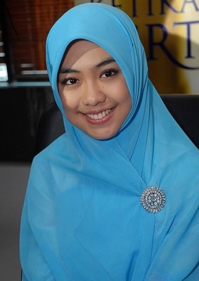 Layakkah Aku menjadi bidadari Syurga: Ukhti, kamu cantik sekali