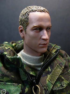 toyhaven: Blues & Royals Regiment Tank Commander by Hot Toys