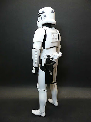 toyhaven: More Sideshow Stormtrooper Review