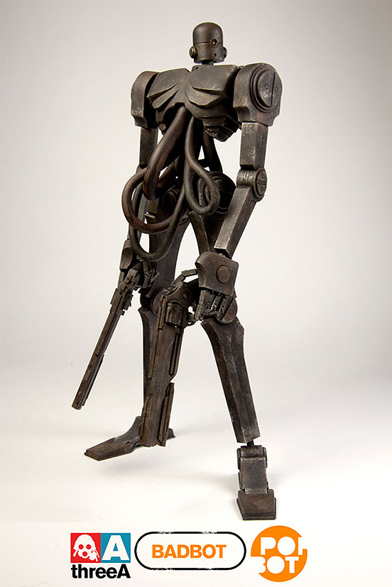 toyhaven: IN now @ TFH: threeA Popbot and Badbot
