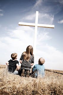 Cellabration Photography: Meet you at the CROSS