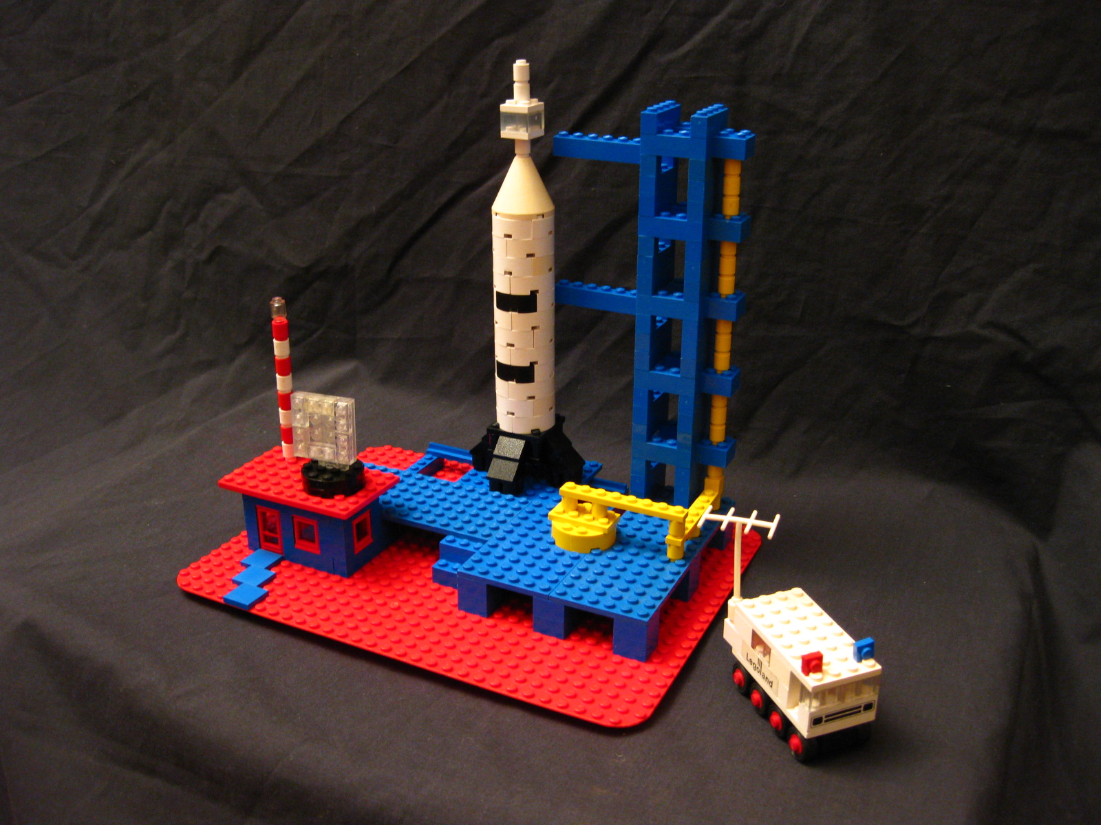 Gimme Lego: Favourite Sets #1 : Rocket Base