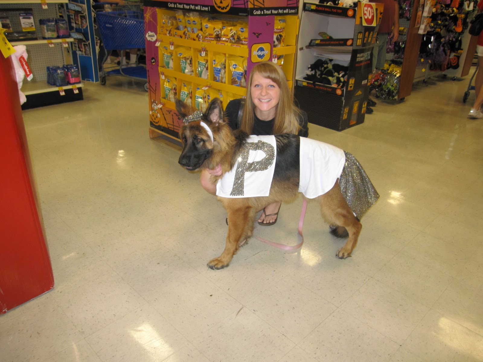amanda's blog: PetSmart Costume Contest