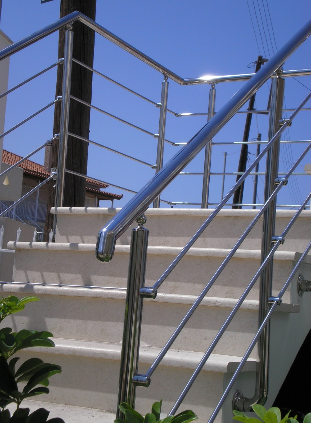 Αφοι Δαφνη Μεταλλικες κατασκευες