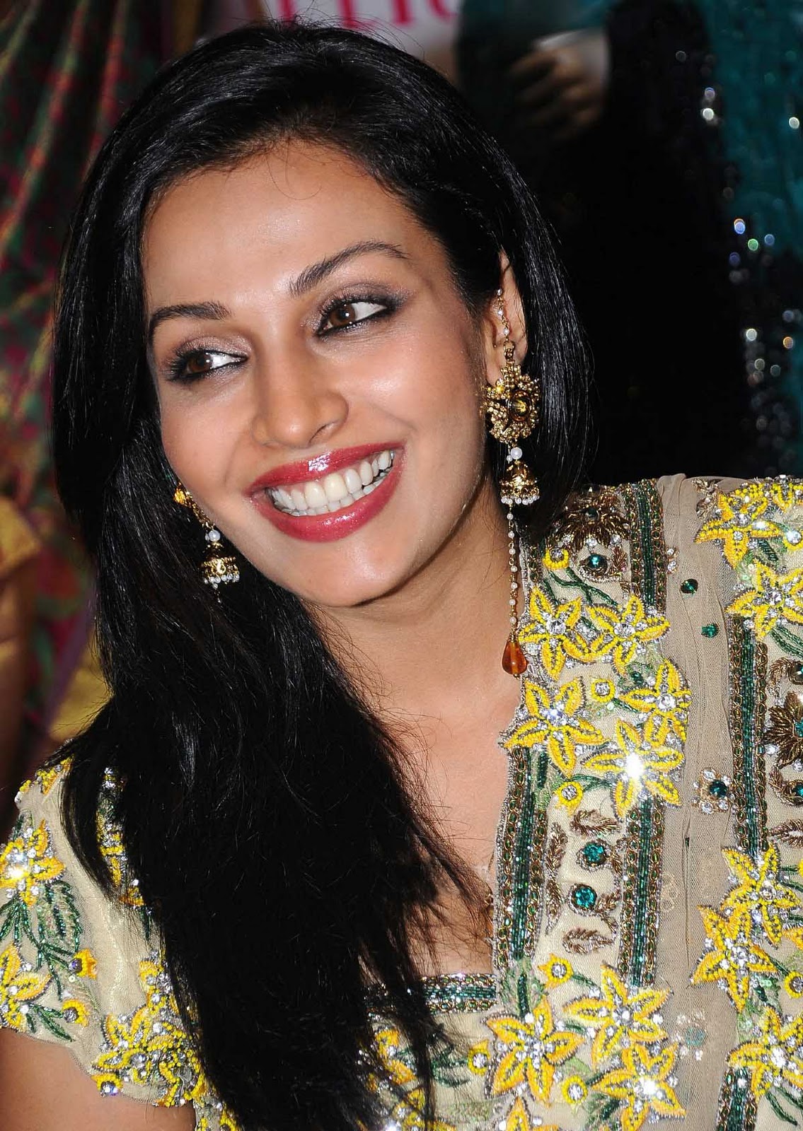 Actress Asha Saini Latest Photos | .Today Cinenews- Tamil Hindi Telugu ...