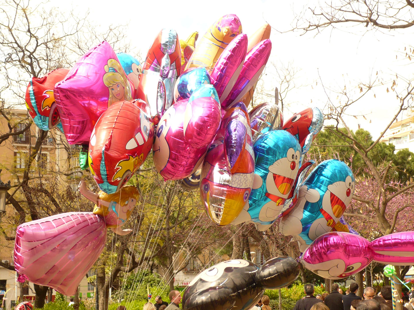 fashion clocked: Balloons balloons.