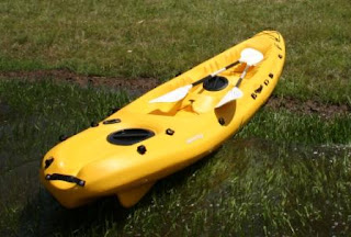 Gadgets&Getaways: FLUID SYNERGY: AWESOME KAYAK
