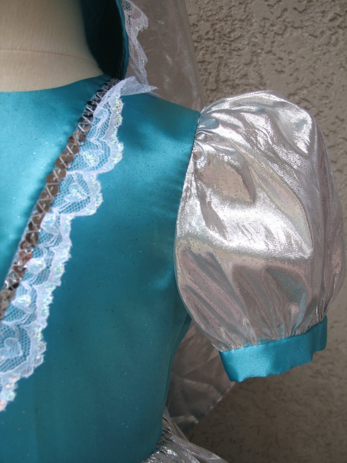 Goosegirl sews: Princess Puffed Sleeves