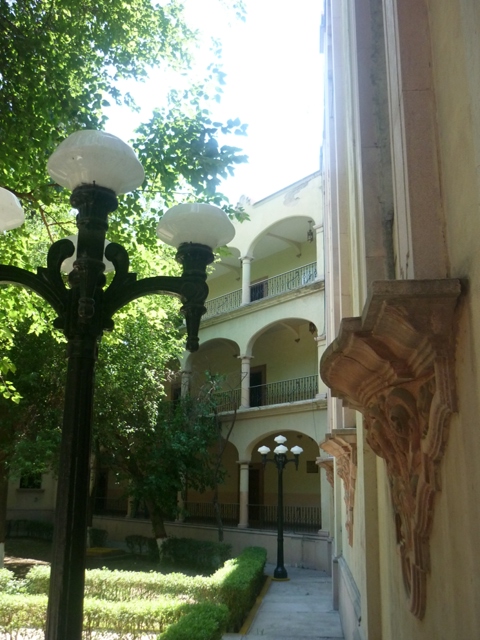 viajando: Instituto Tecnológico de Saltillo, Coahuila.