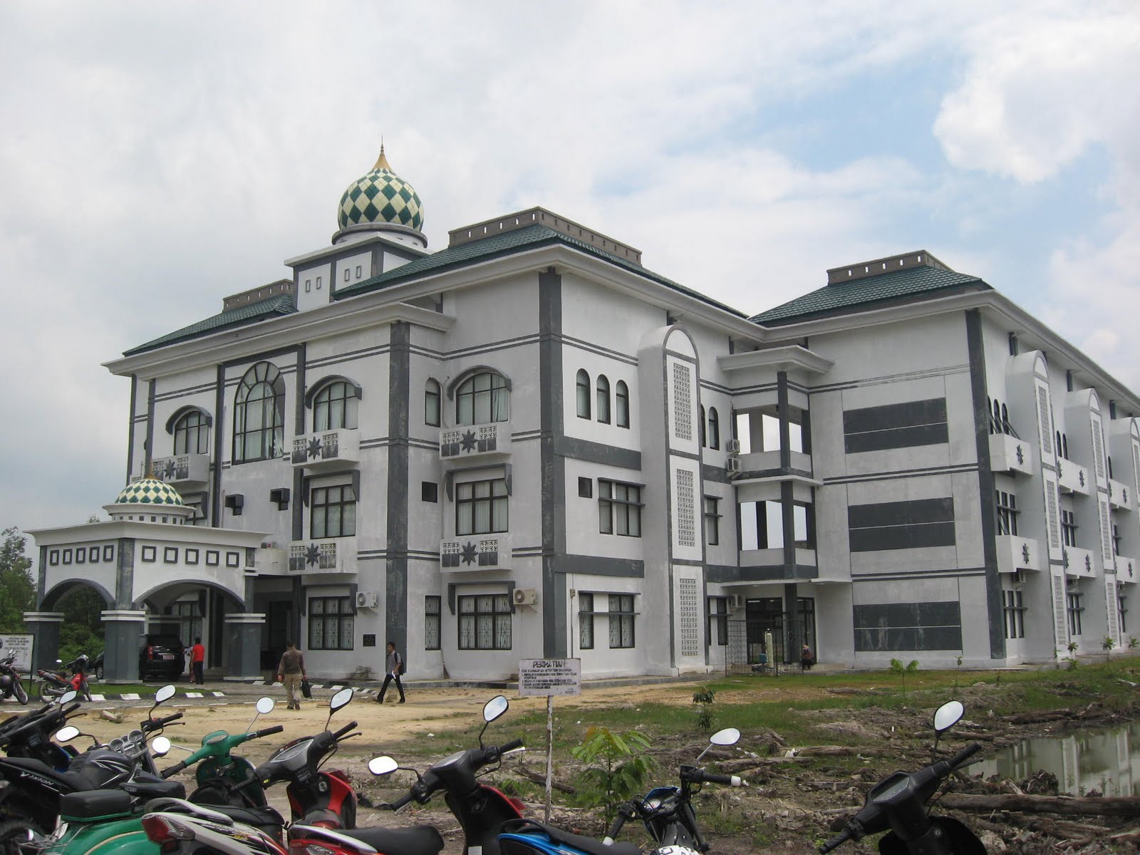 Sejarah singkat tentang UIN Sultan Syarif Kasim Riau ~ lautan Sejarah ...